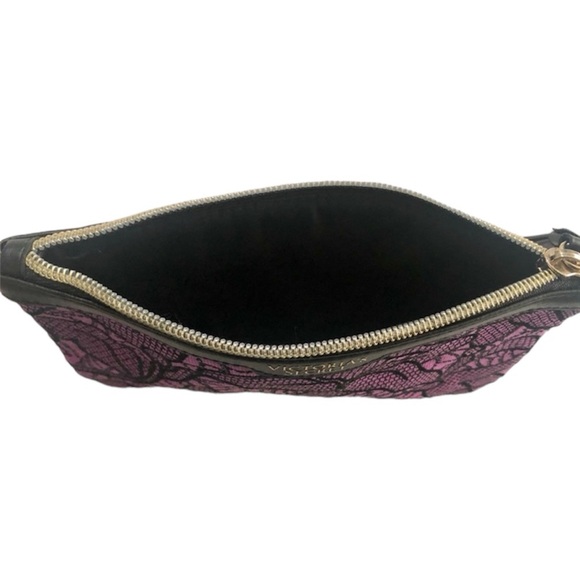 Victoria's Secret | Bags | Victorias Secret Highlighter Pink Pouchcoin ...